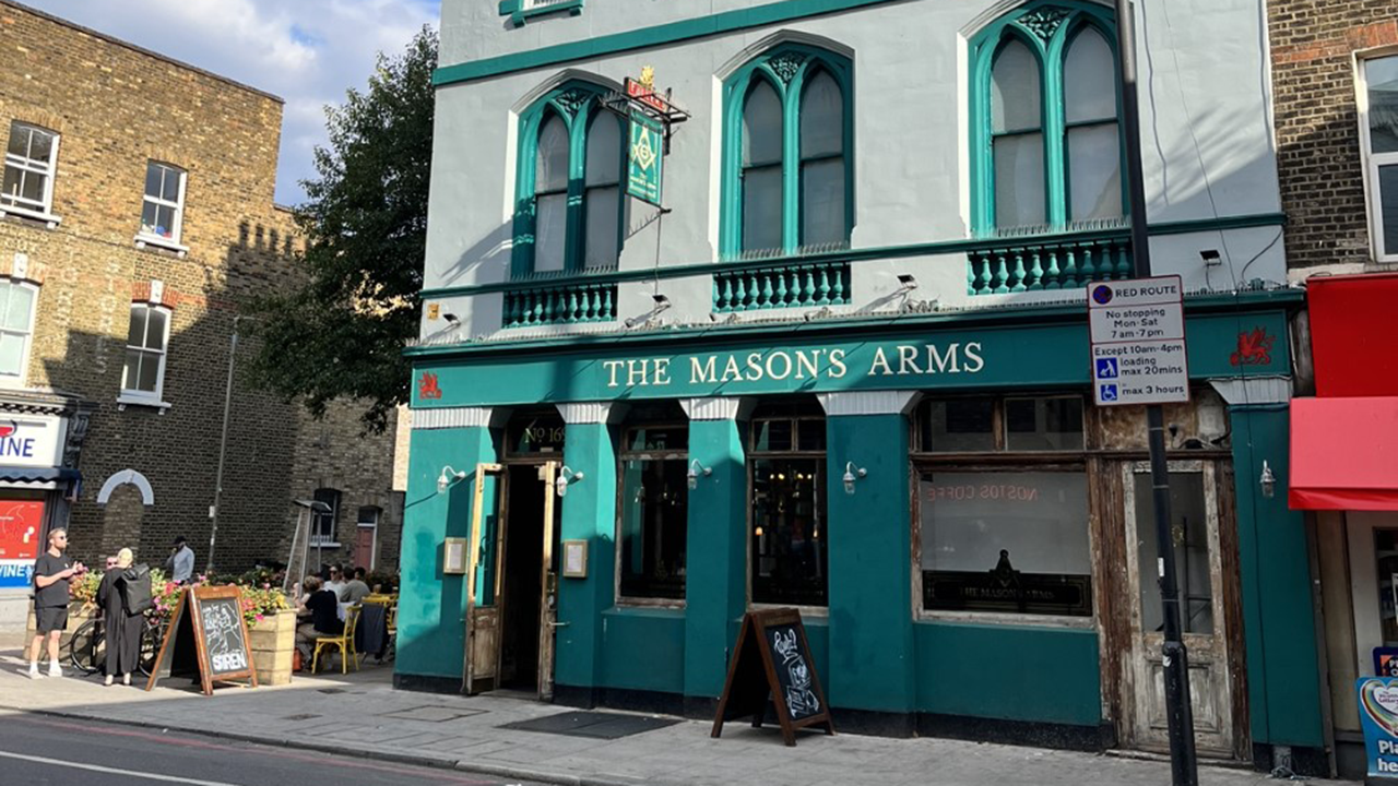 The Mason's Arms - Fuller's Pub and Restaurant in Battersea